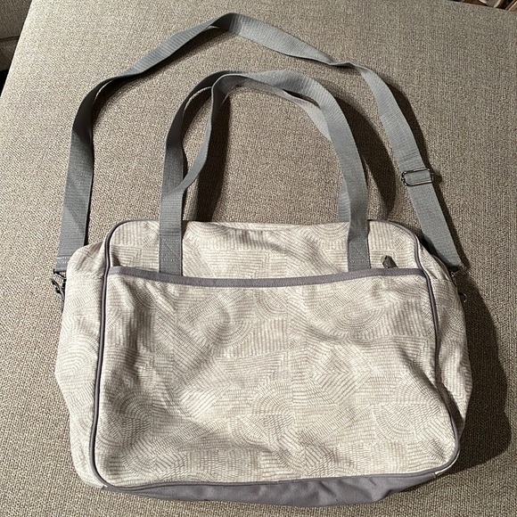 thirty-one | Bags | Weekender Bag | Poshmark